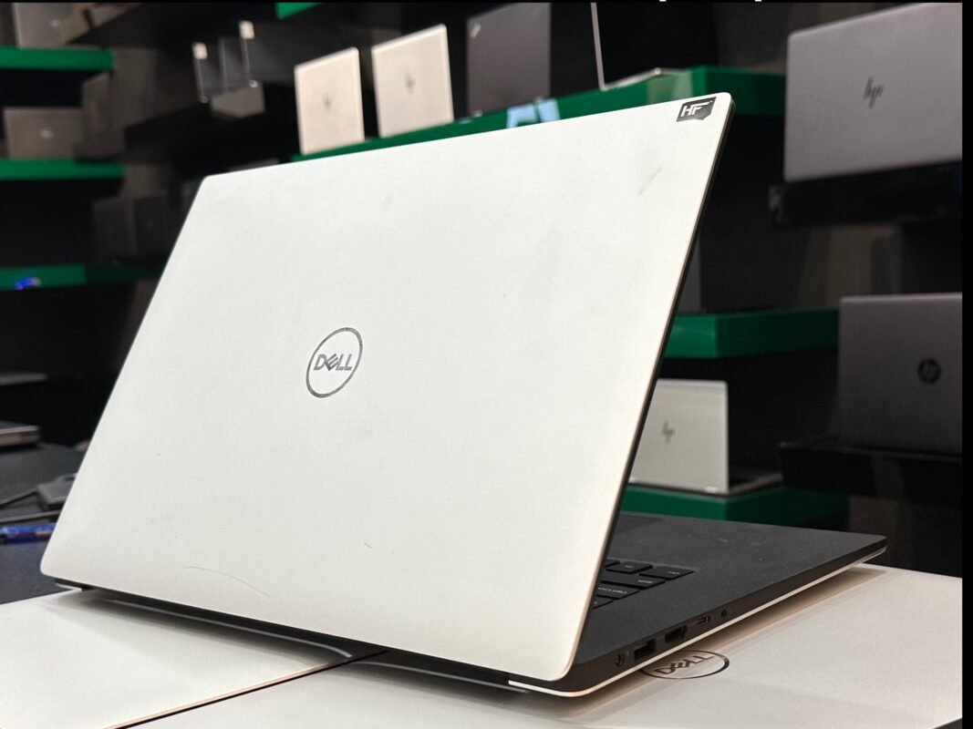 Dell Precision 5540 | 9th Gen i7-9850H CPU | 15 inch 4K Touch Display ...